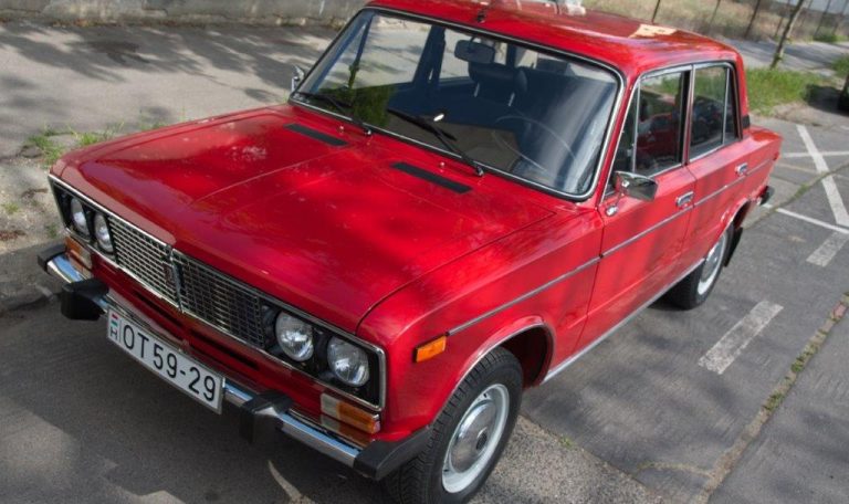 Lada 1500s - Veterán Garázs Magazin